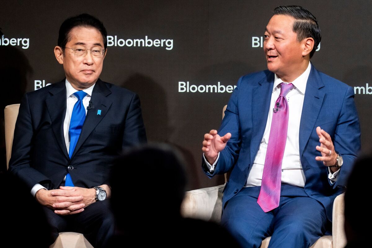 KKR, Blackstone Executives Tout Japan as Next Big Opportunity - Bloomberg