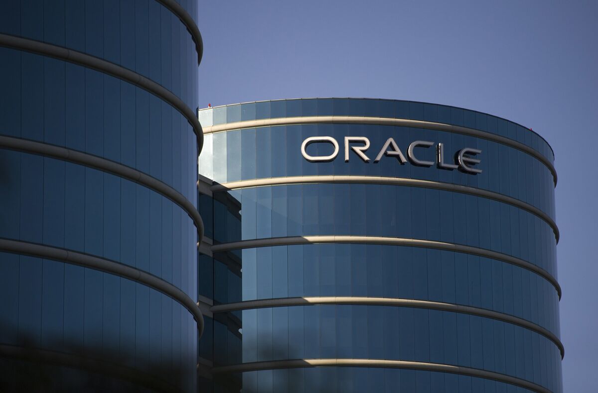 Oracle Sued by U.S. Over Alleged Discriminatory Pay, Hiring - Bloomberg