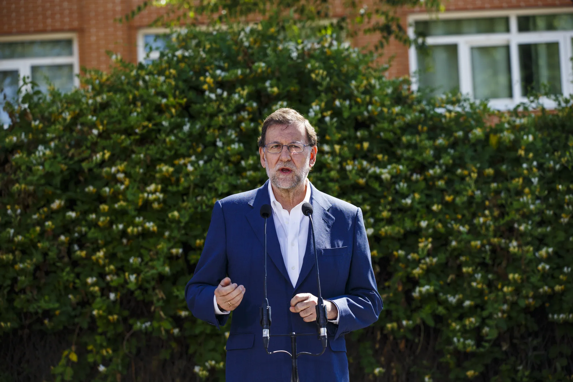 Rajoy’s Waiting Game Endures as Spanish Rivals Threaten Veto - Bloomberg