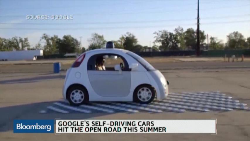 Watch Google's Self-Driving Cars Hit the Open Road This Summer - Bloomberg