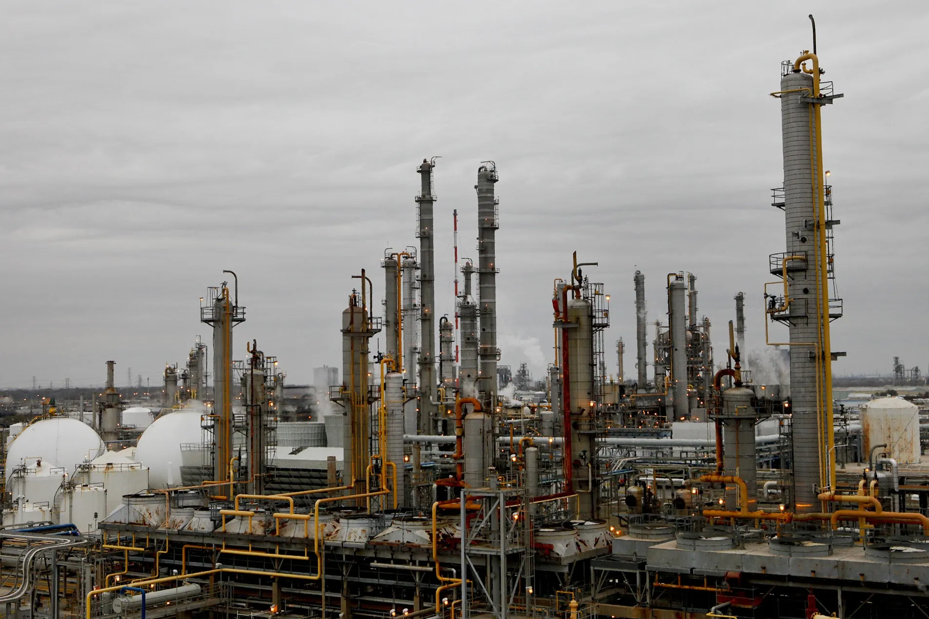 US Petrochemical Prices Drop as Export Demand Slows in June - Bloomberg