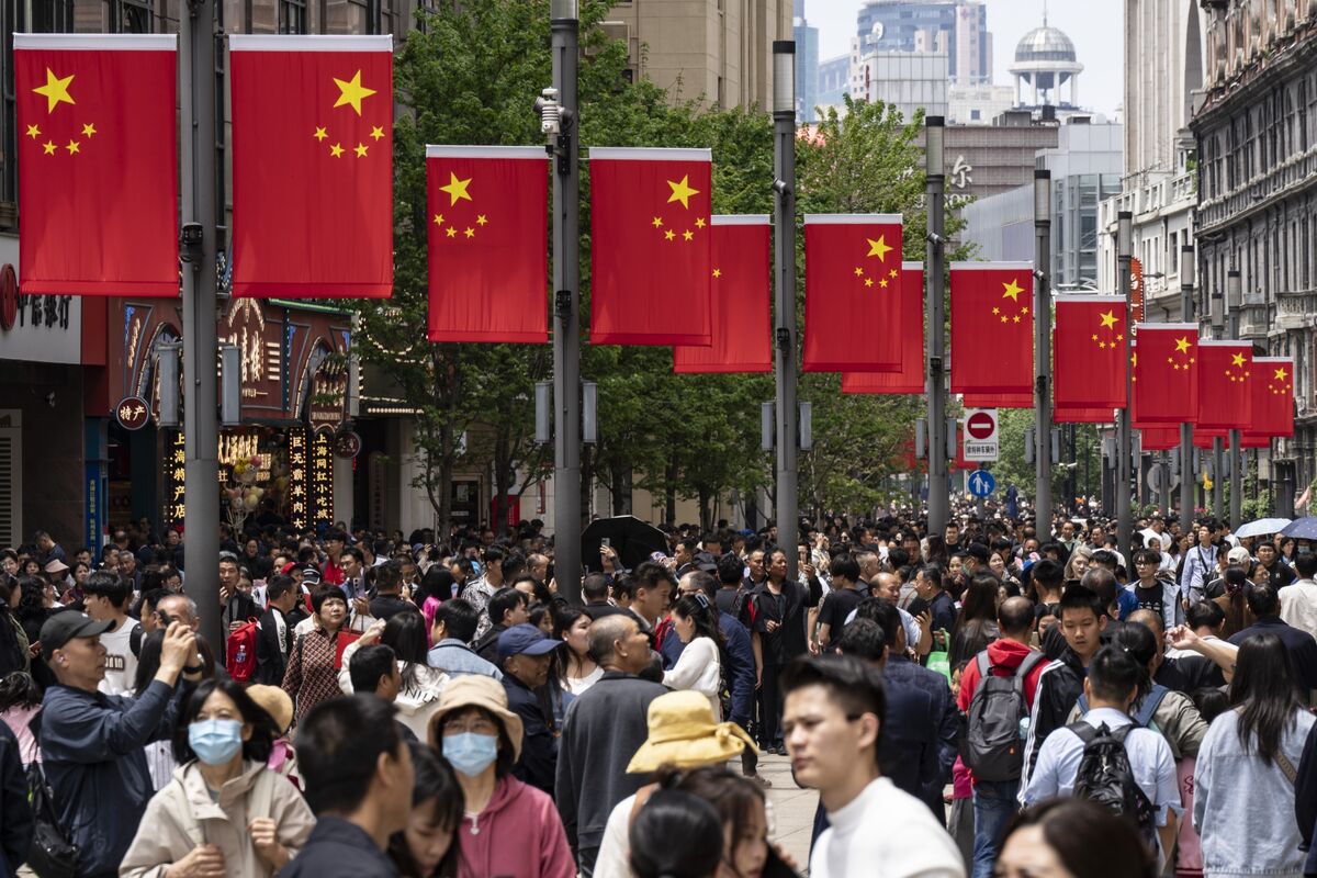 Hugh Hendry on the "Terrifying" Yen Move and Risk of Deflation - Bloomberg