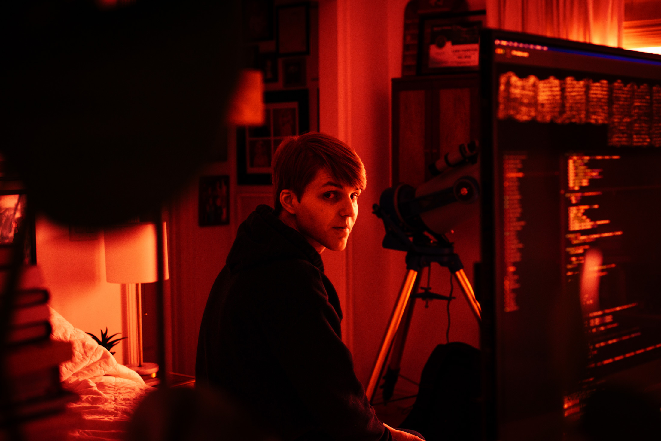 Techmeme: A profile of Luke Farritor, a 23-year-old Thiel Fellow who ...