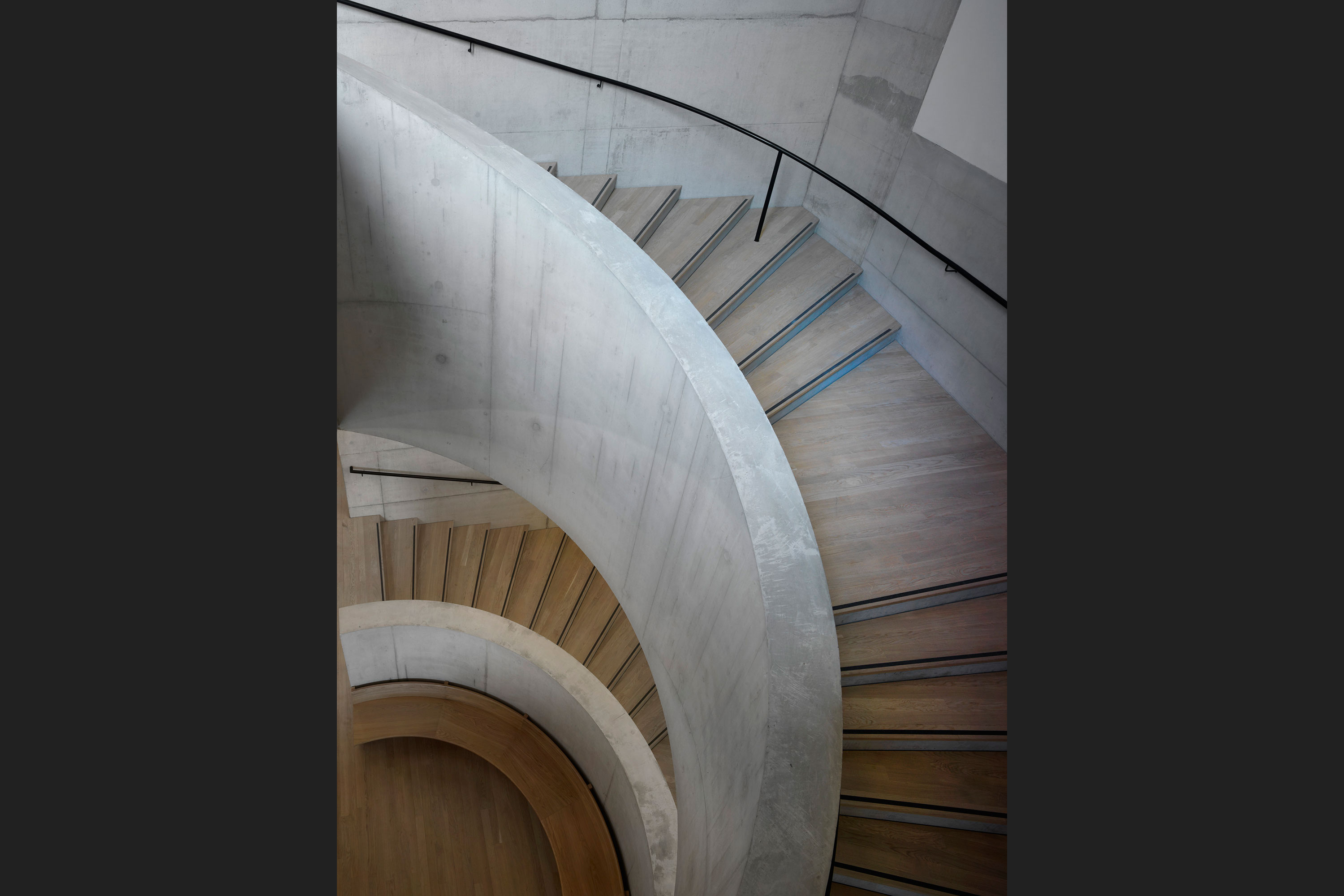 Tour the Tate Modern's New $372 Million Wing - Bloomberg