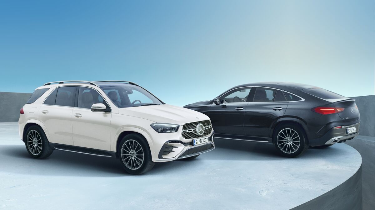 Mercedes Brings New SUVs to Japan Aimed at Middle-Aged Execs - Bloomberg