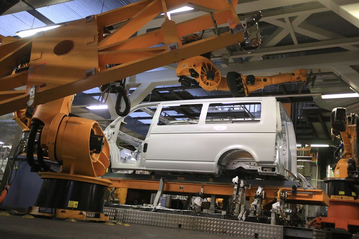 アップルが独VWと自動運転車両で契約、社員移動に活用 - Bloomberg