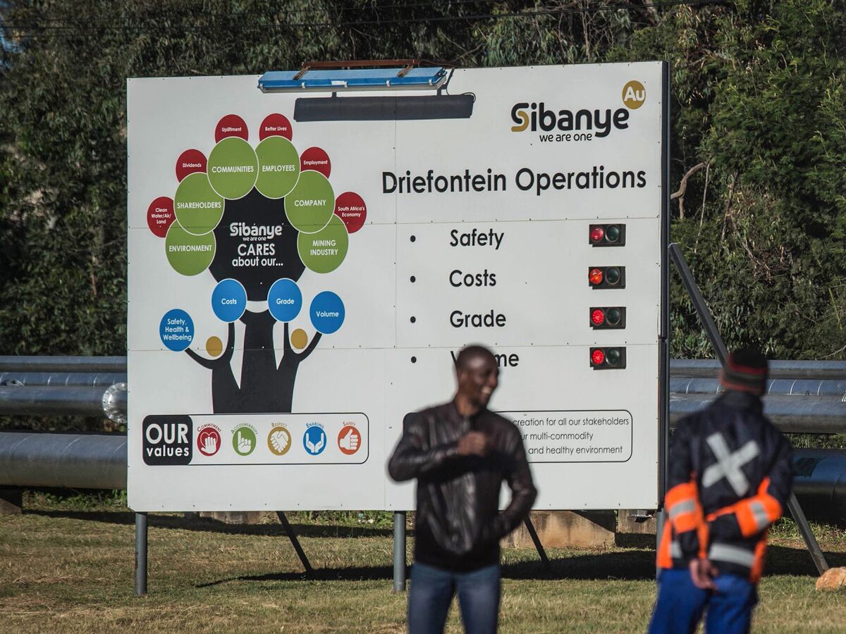 Sibanye Says Uncertainty Halts South Africa Capital Spending - Bloomberg