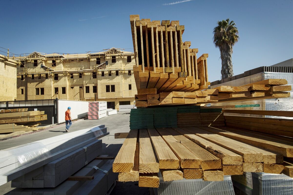 Three Charts That Show the Soaring Backlog of Unbuilt Homes - Bloomberg