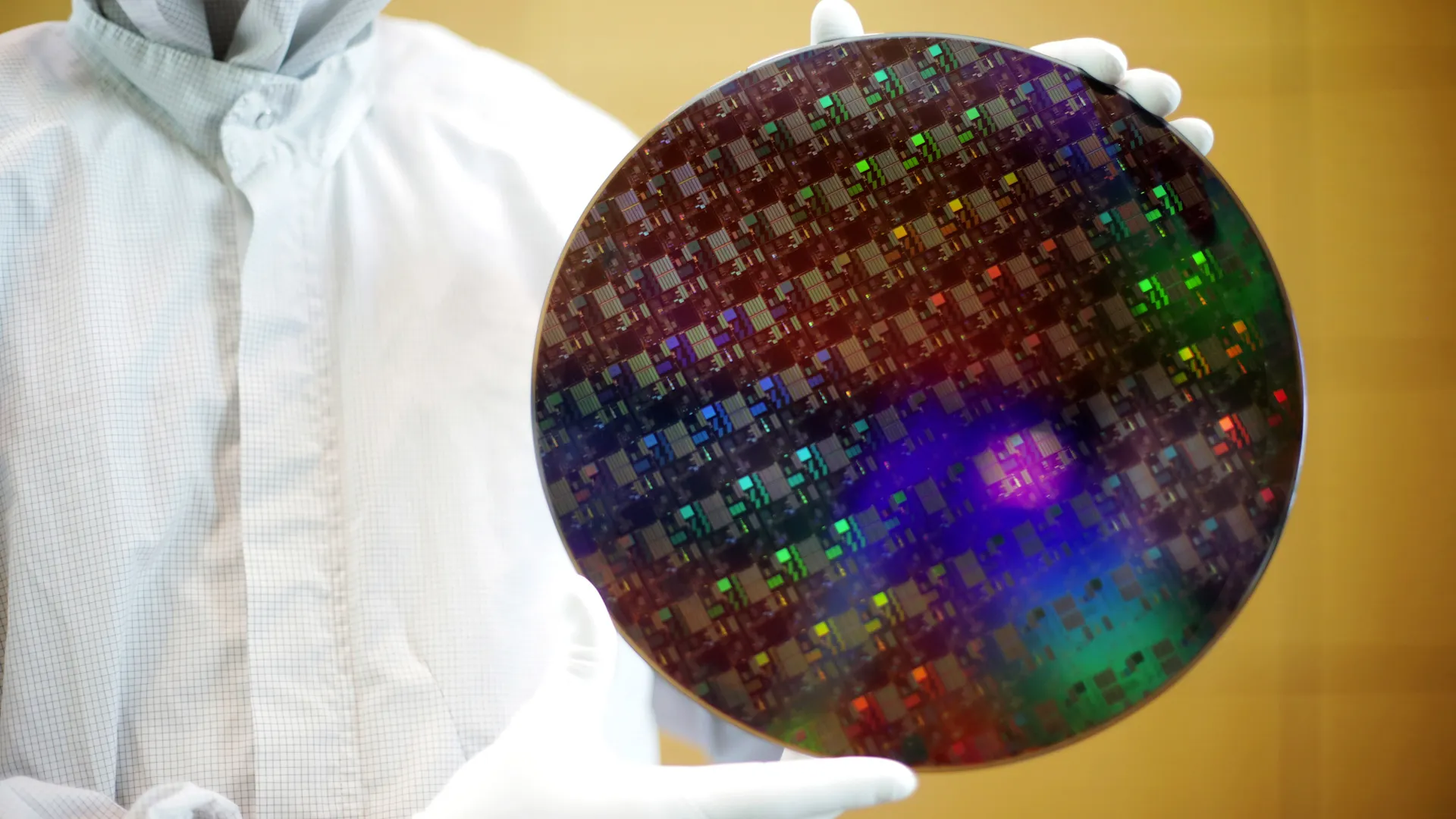 Watch US to Push TSMC, Samsung to Curb Chips Flow to China - Bloomberg