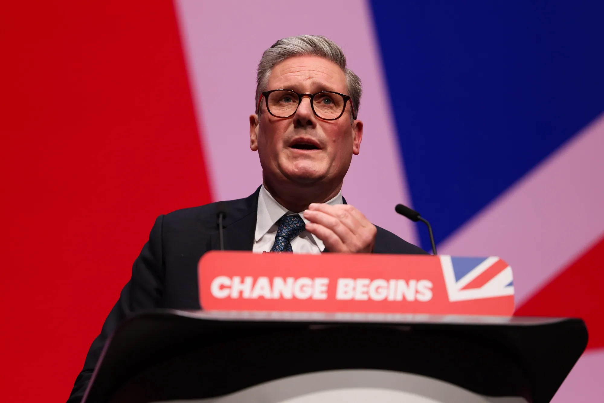 Keir Starmer Starts Long Road to Build New Post-Brexit Relationship With Europe - Bloomberg