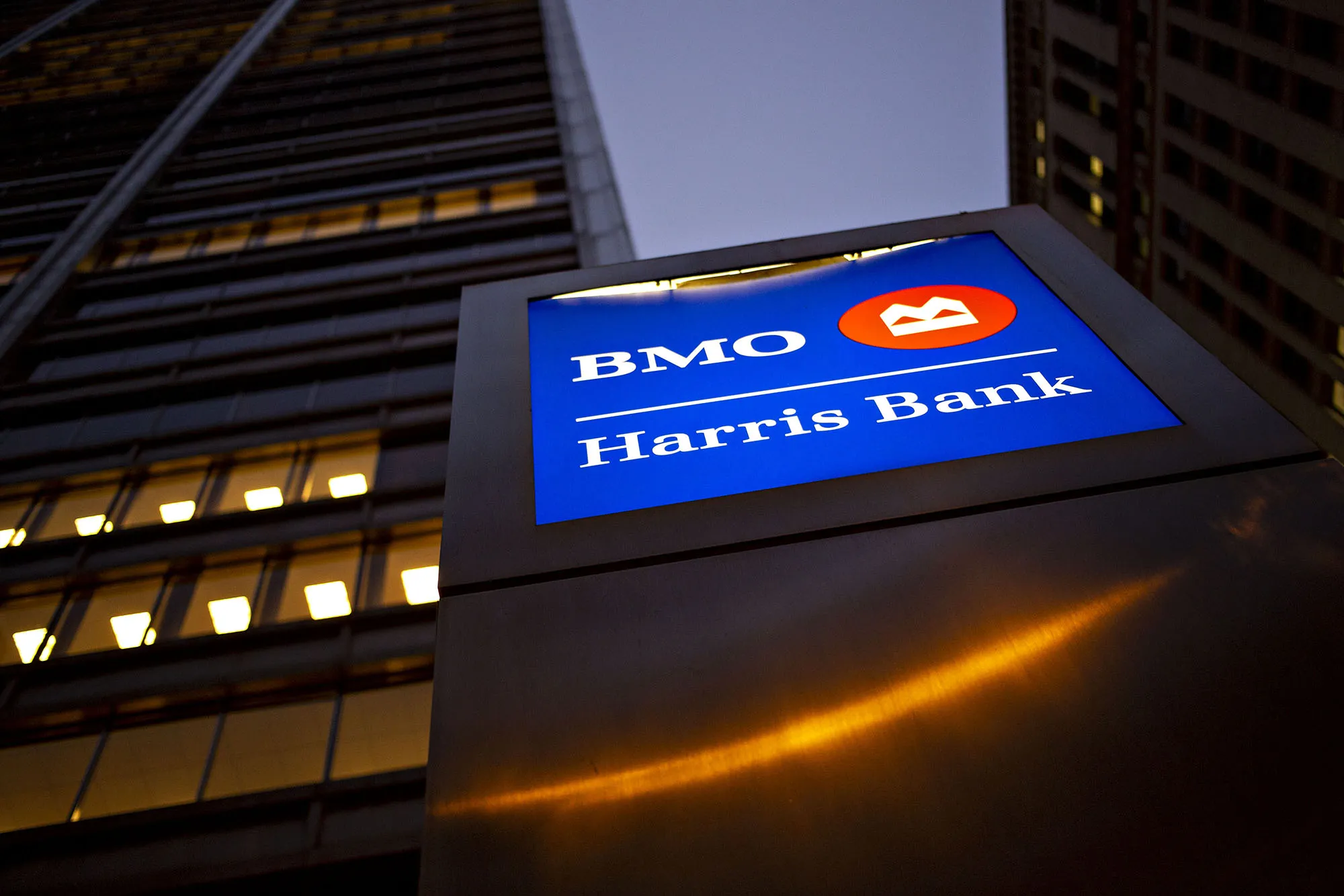 BMO Harris to Emphasize Digital Revamp in U.S. Strategy Shift - Bloomberg