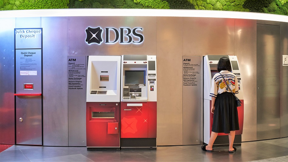 Watch JPMorgan Sees 'Significant Positives' for Singapore Banks - Bloomberg