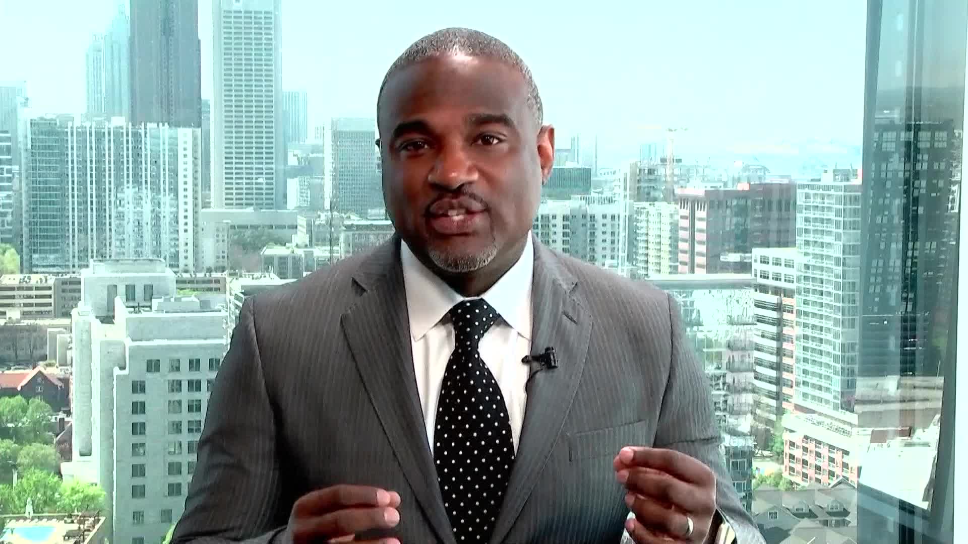 Watch Rashaun Williams on Investing in Sports - Bloomberg