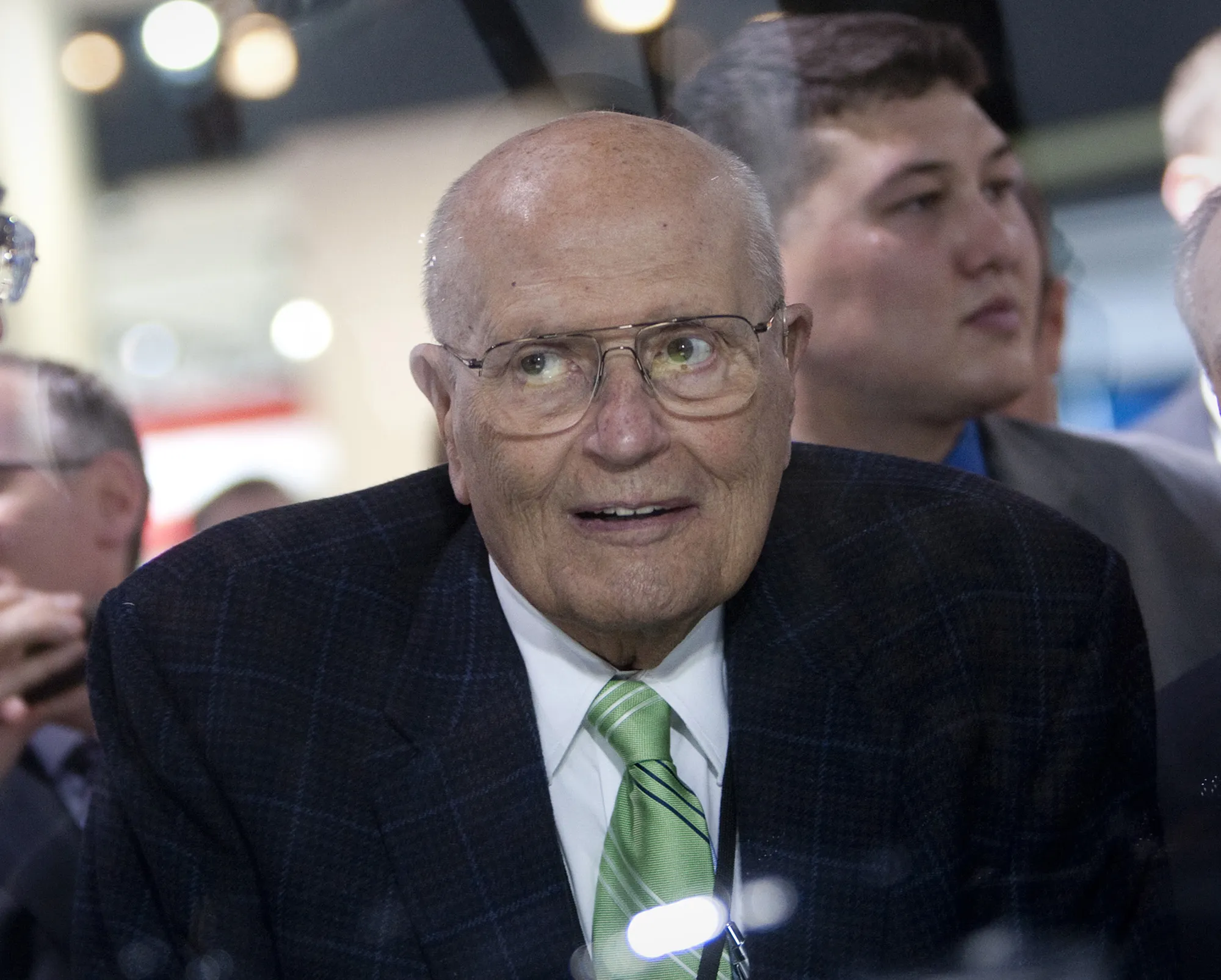 AP Source: Former Michigan Rep. John Dingell in Hospice Care - Bloomberg