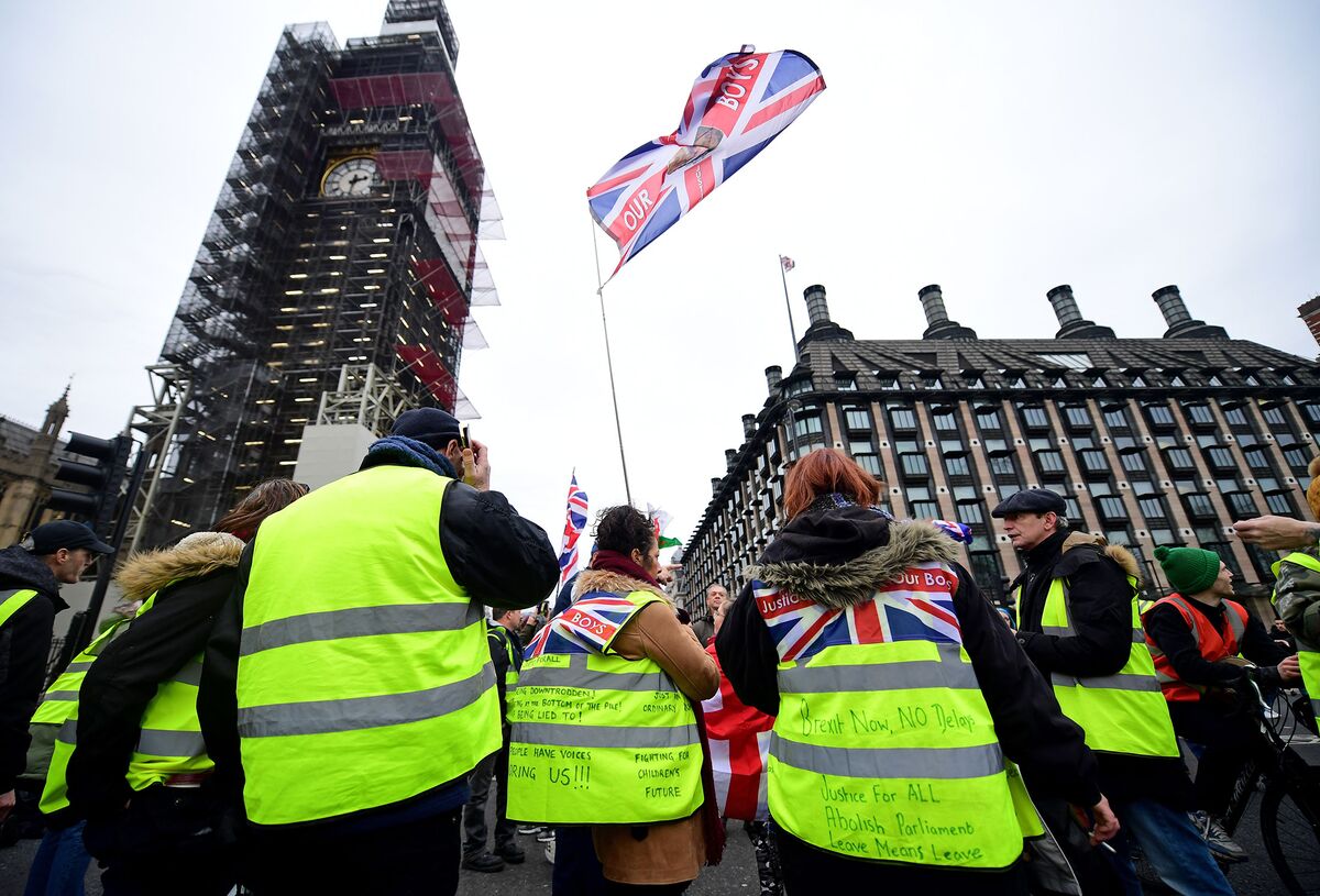 Hundreds Inspired By Yellow Vest Movement Rally in London - Bloomberg