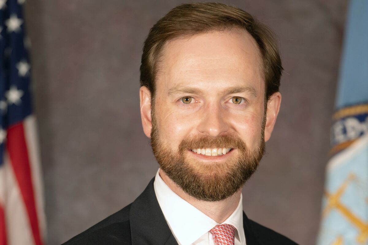Donald Trump's FTC Chair Pick Replacing Lina Khan Is Andrew Ferguson ...