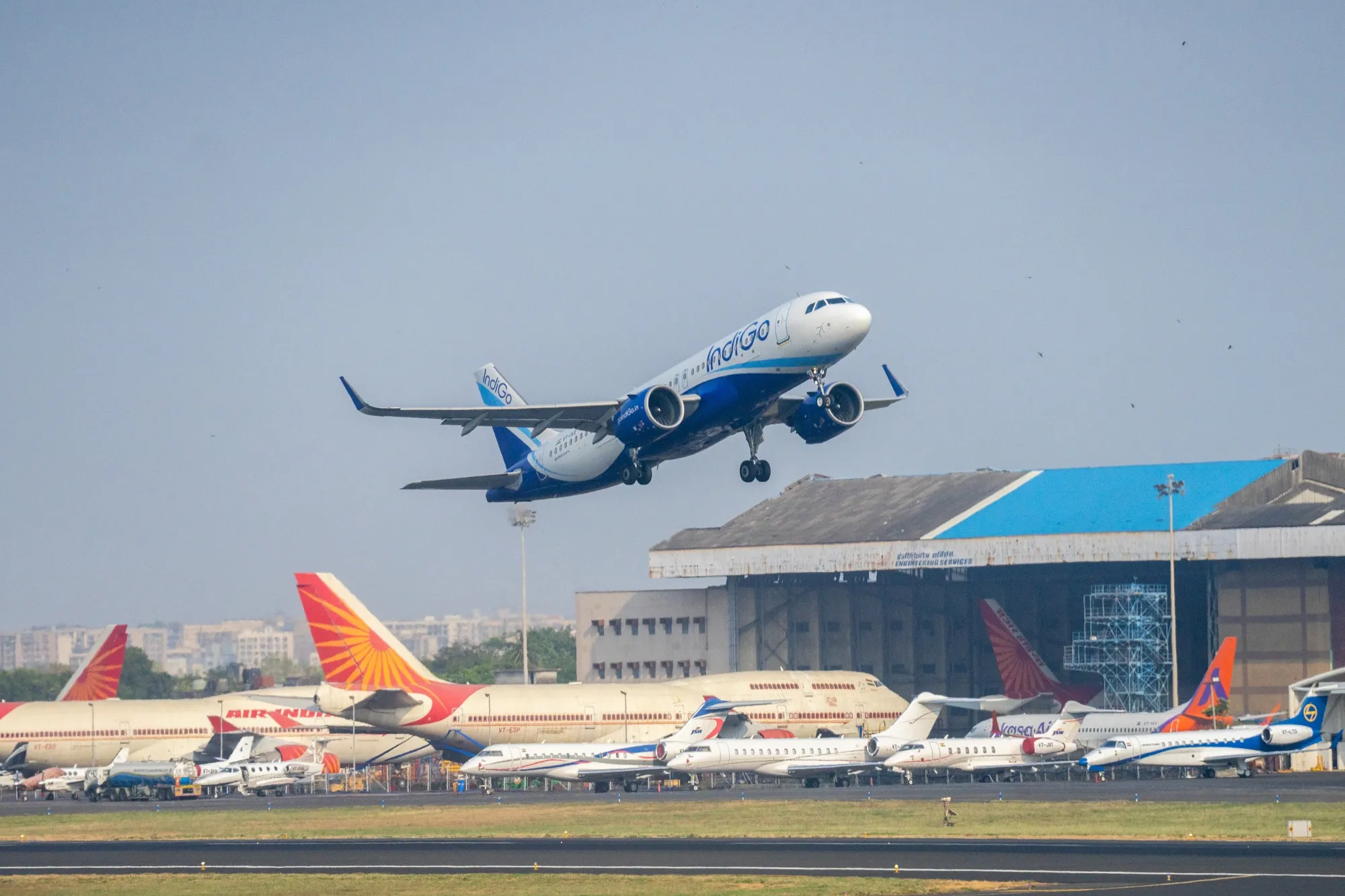 USD/INR: Rupee Pain Starts to Show as India’s Top Airline Pummeled ...