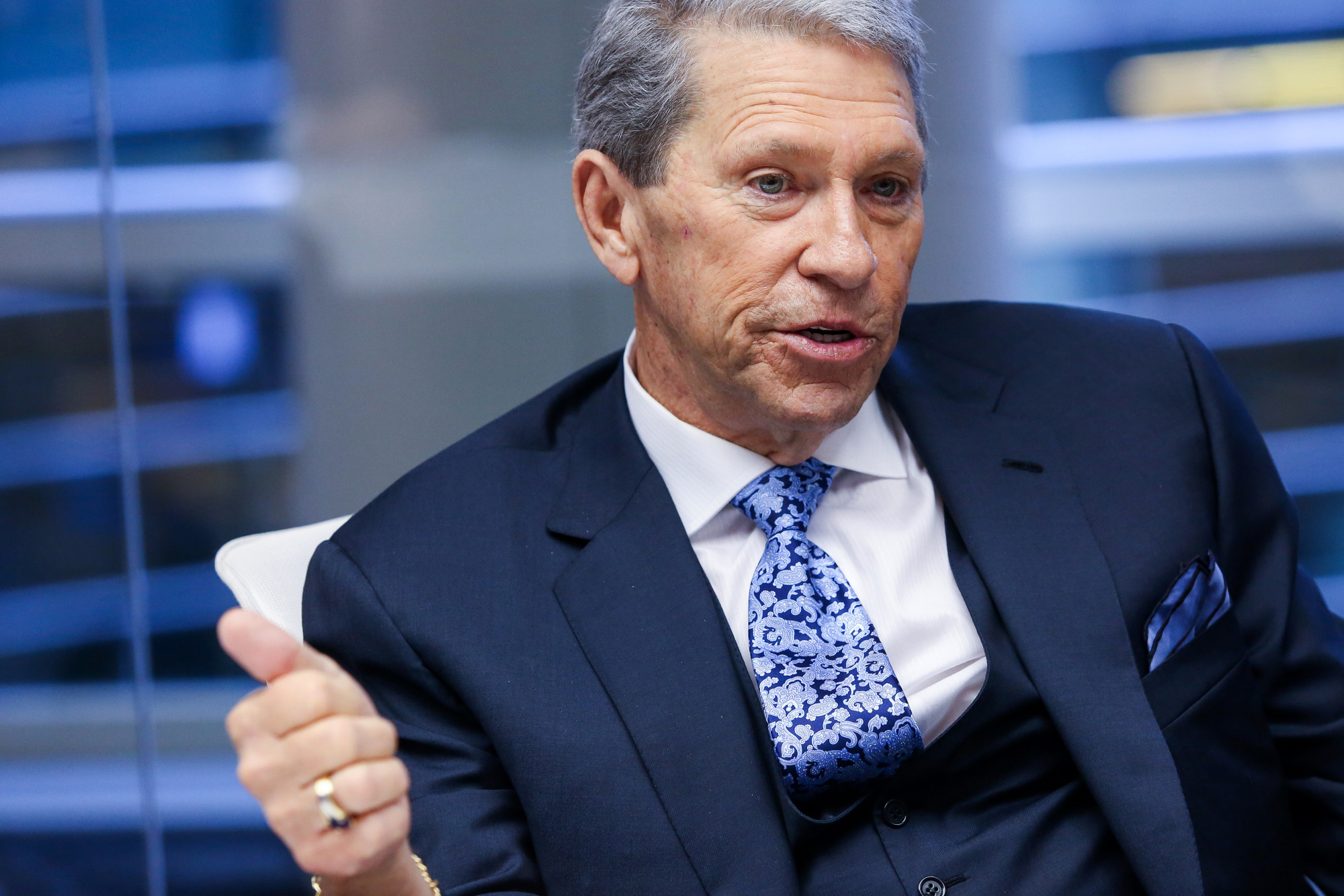 Departing CP Rail CEO and Activist Said to Take Aim at CSX - Bloomberg