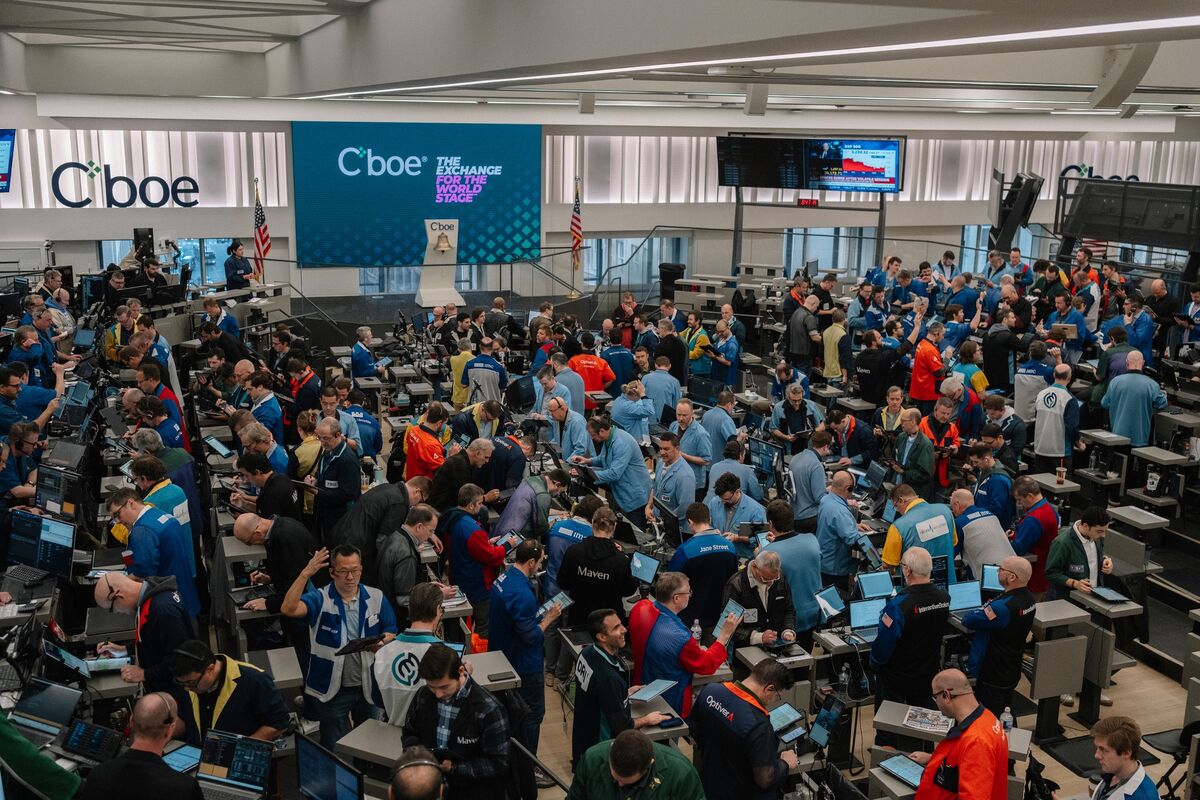 Cboe Looks to Extend Options Hours in Overnight Trading Push - Bloomberg