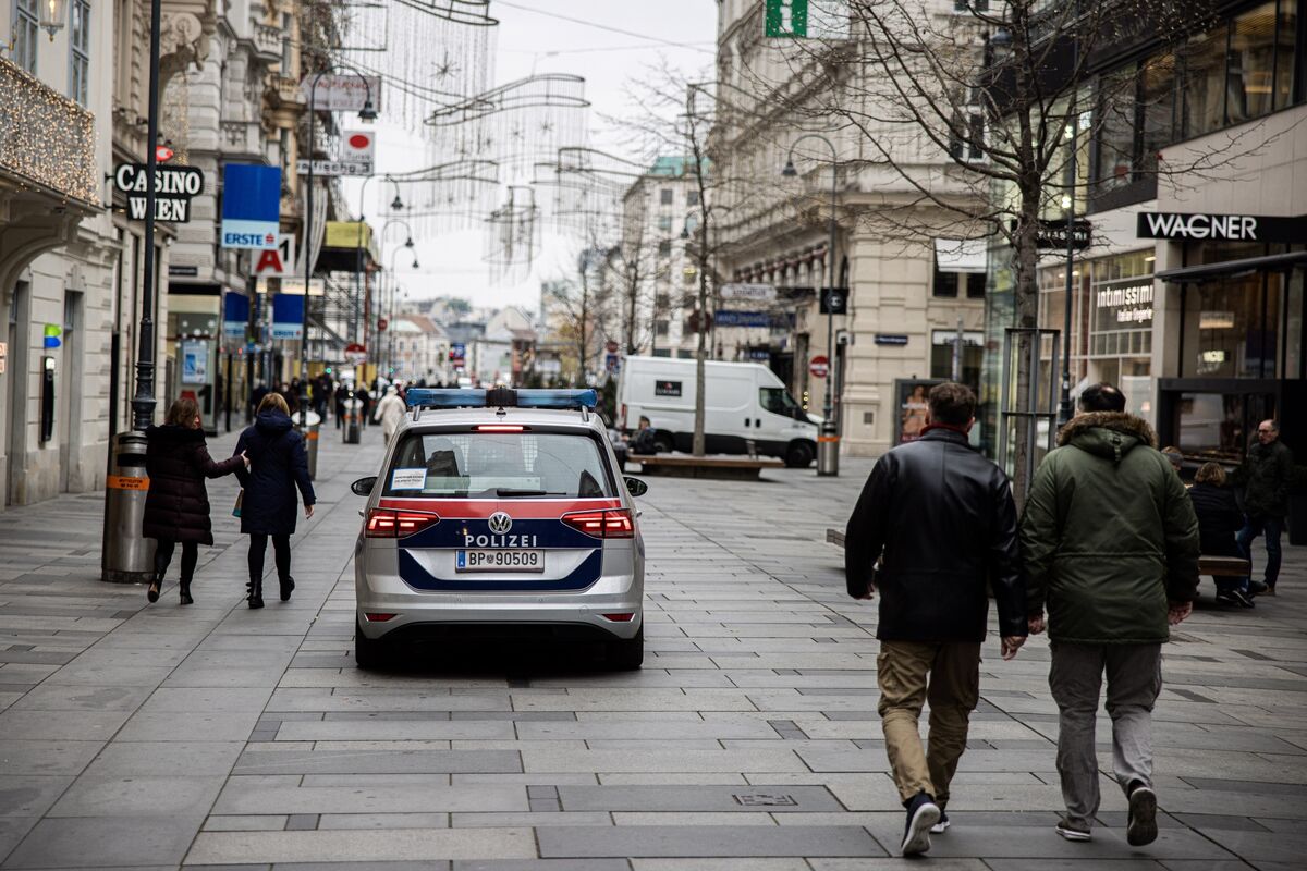 Austria Lockdown to End for Vaccinated People, Curbs Remain for ...