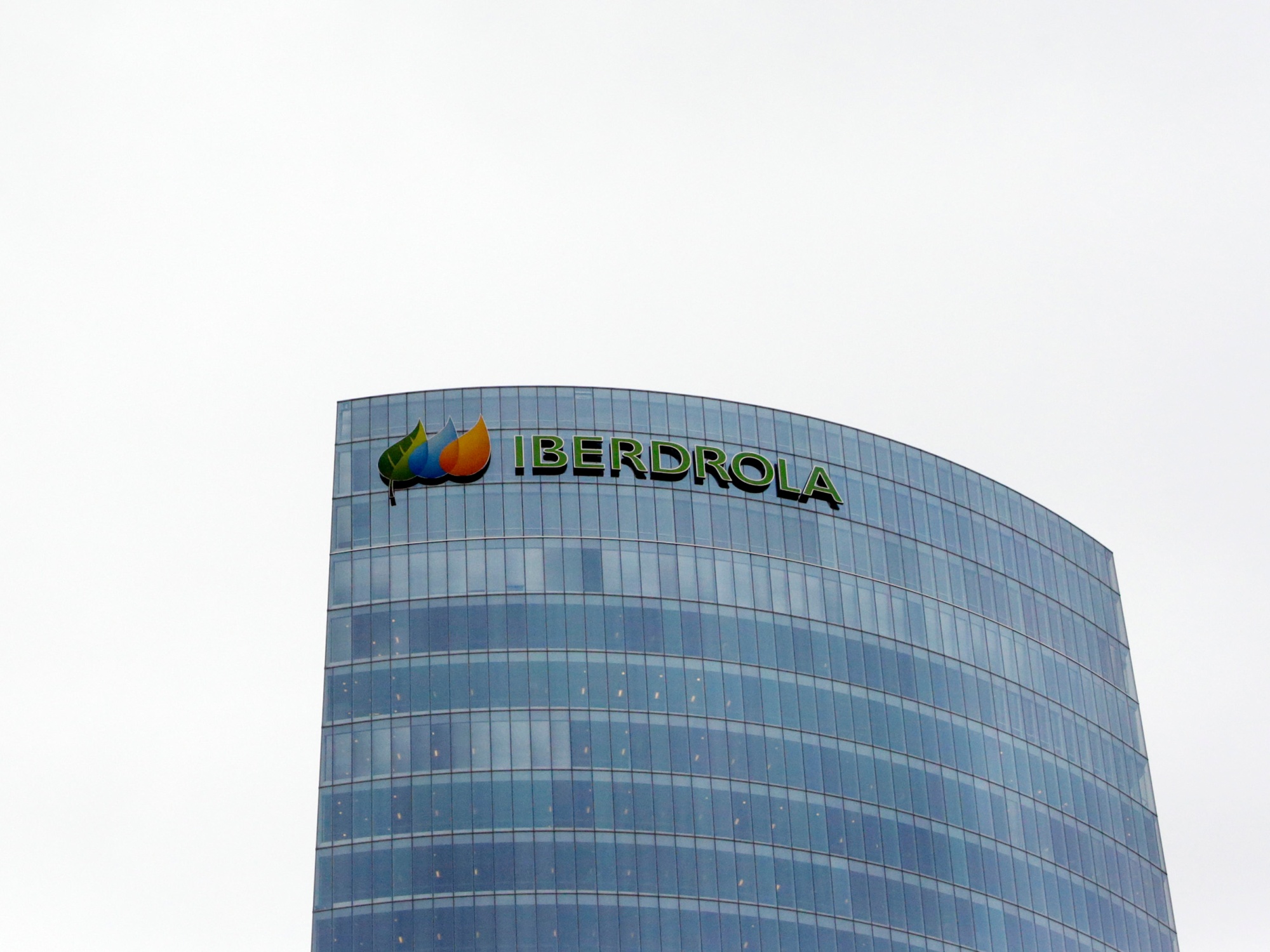 Iberdrola Expects ‘High Single Digit’ Profit Growth in 2020 - Bloomberg