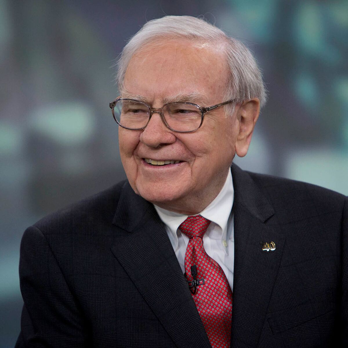 Buffett Follows Goldman Model in Bailout for Home Capital - Bloomberg