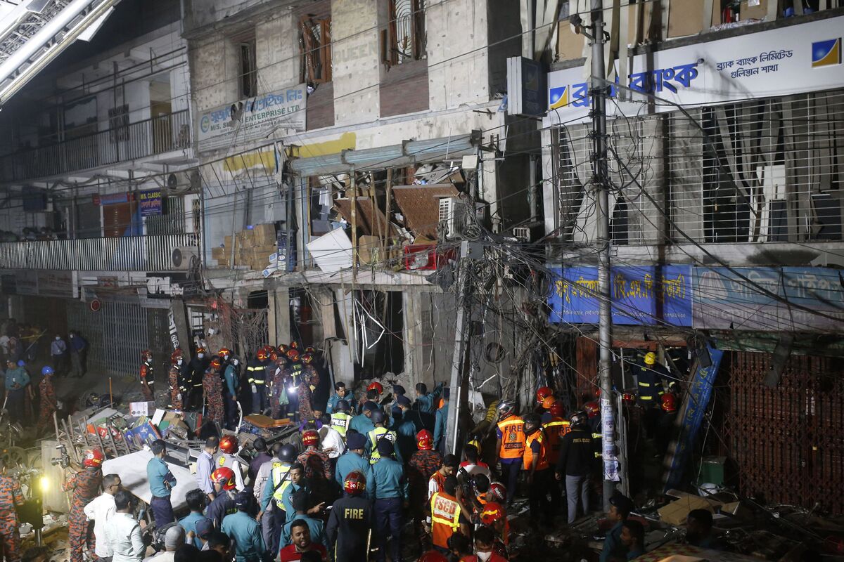 Building Explosion in Dhaka, Bangladesh, Kills at Least 14 People ...