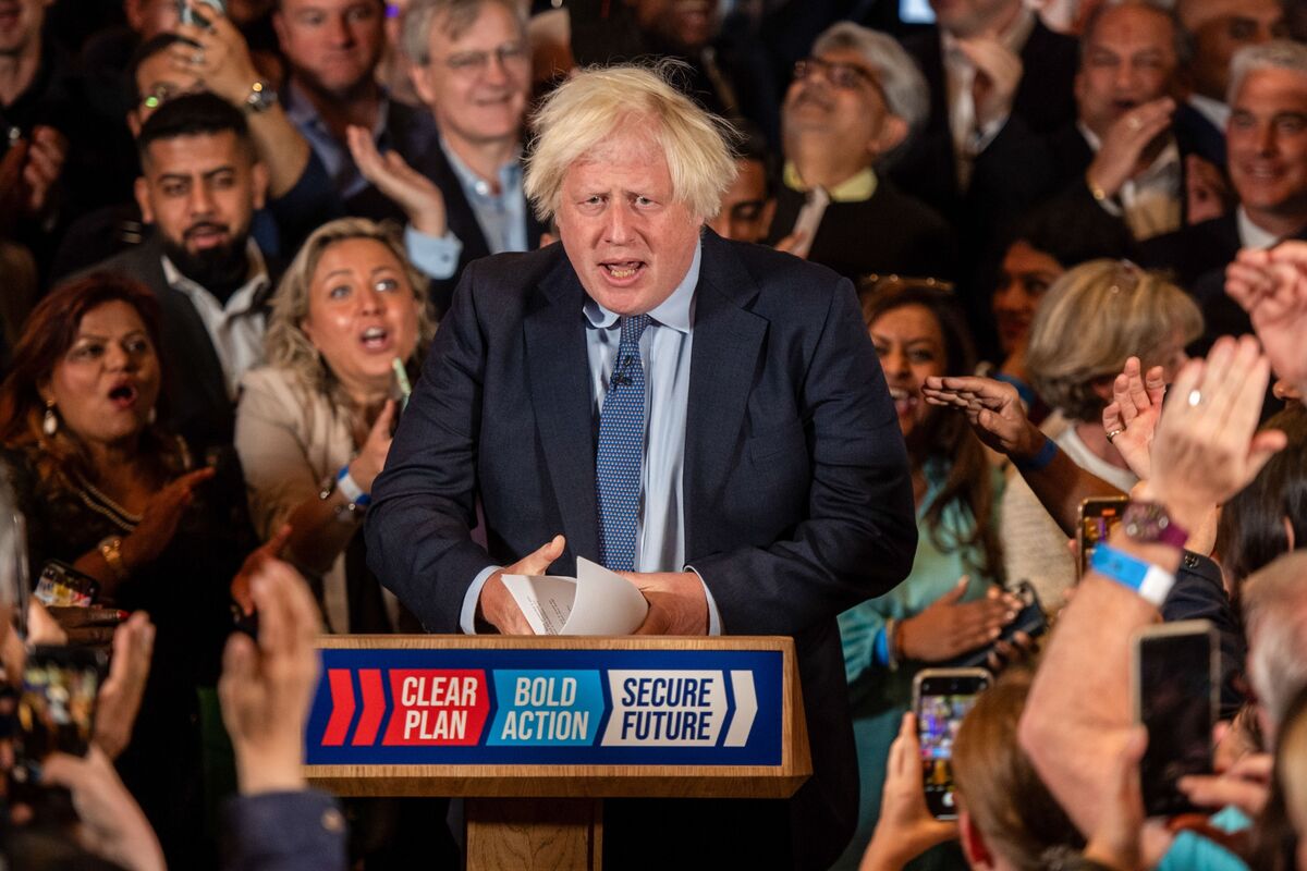 Allegra Stratton and Ailbhe Rea: Eleventh Hour Campaigning - Bloomberg