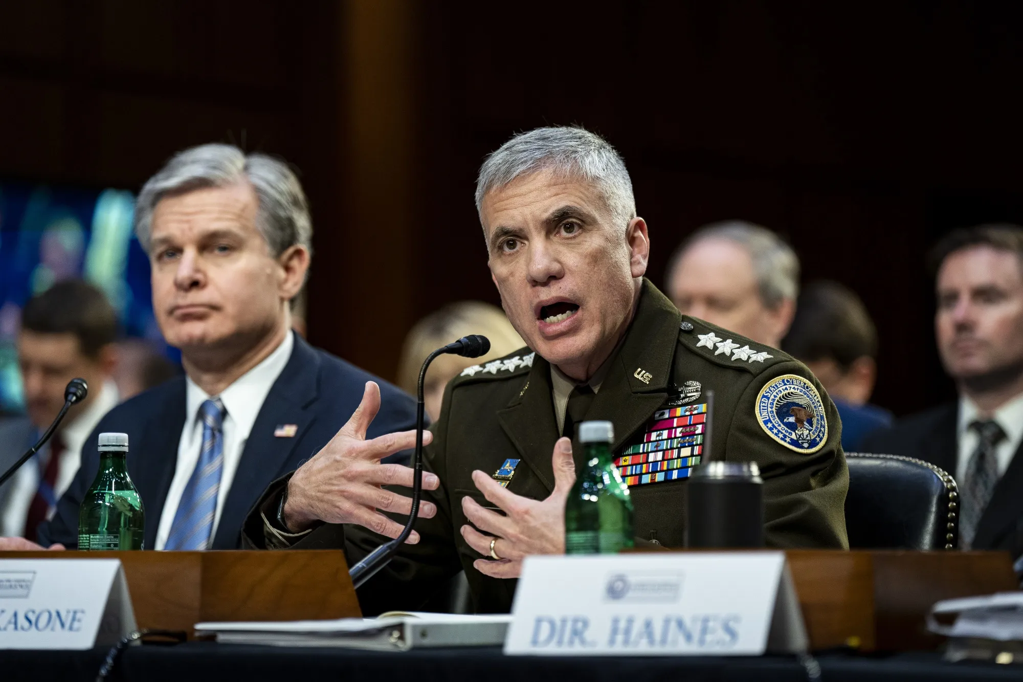 Ex-NSA Chief Wishes He'd Appealed to DEFCON Hacker Crowd - Bloomberg