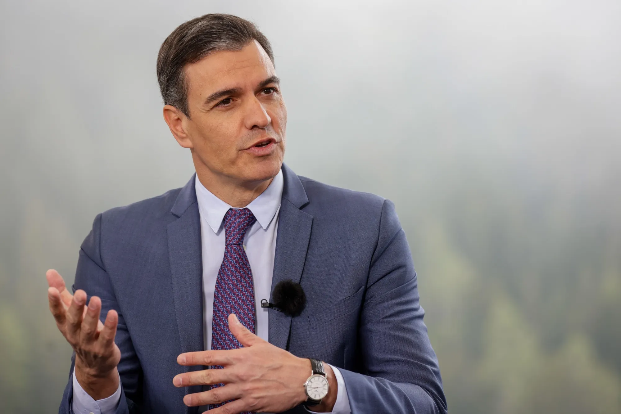 Spain’s Premier Trounced by Conservatives in Regional Election - Bloomberg
