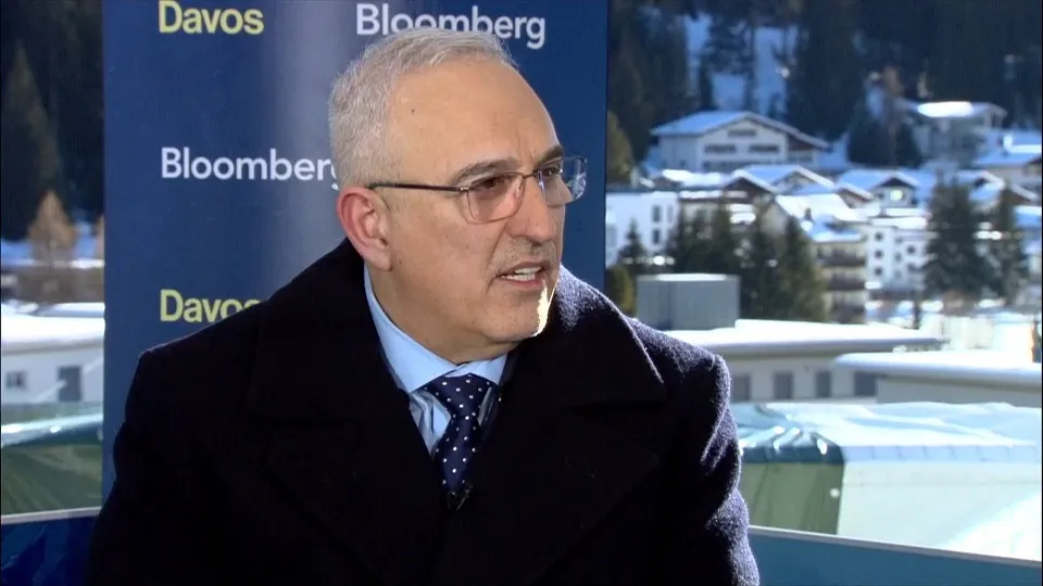 Watch Davos 2025: HPE CEO Neri on Juniper Networks Deal, AI Adoption ...