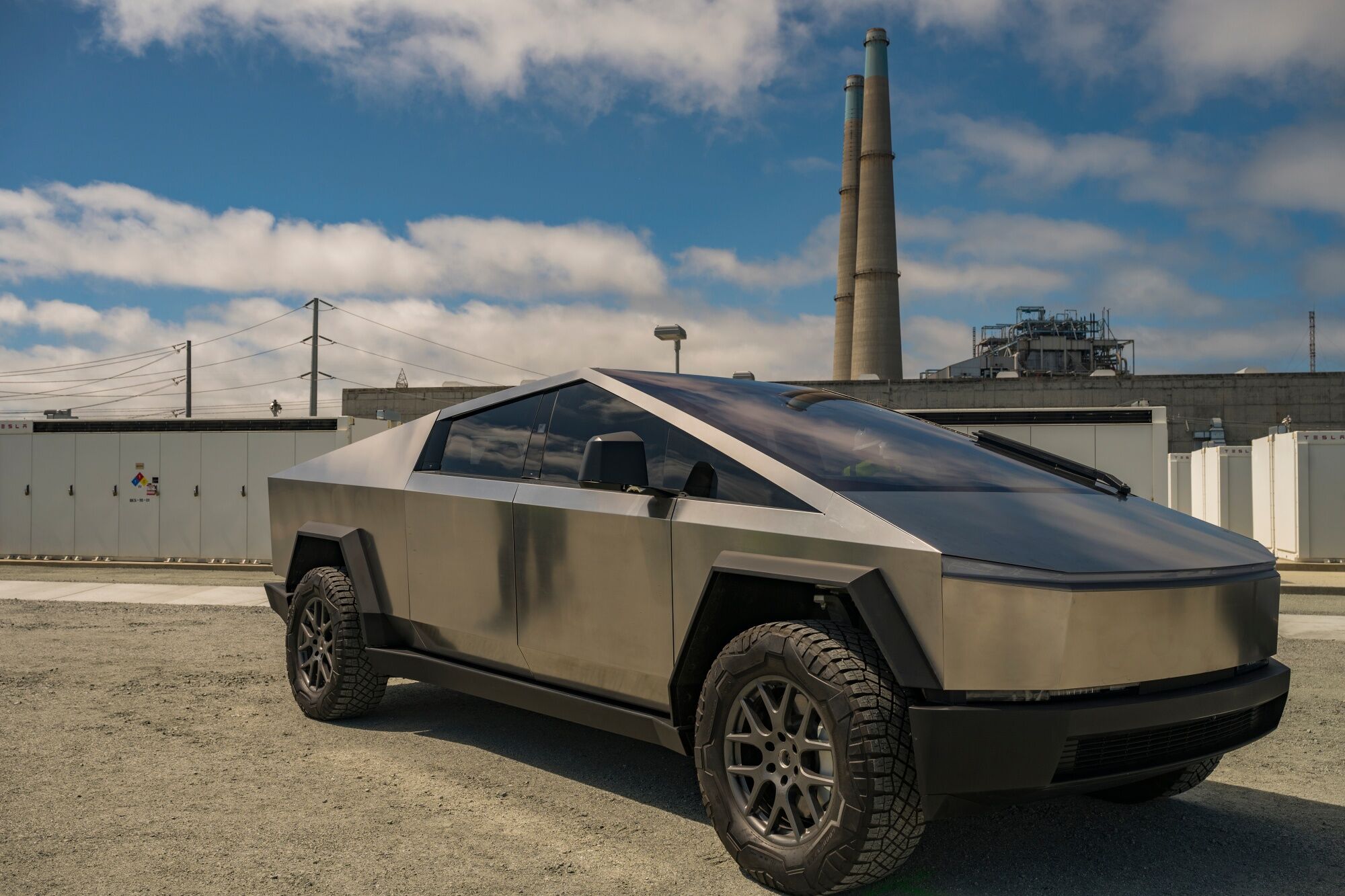 Tesla Exits Junk-Rated World After Moody’s Upgrade
