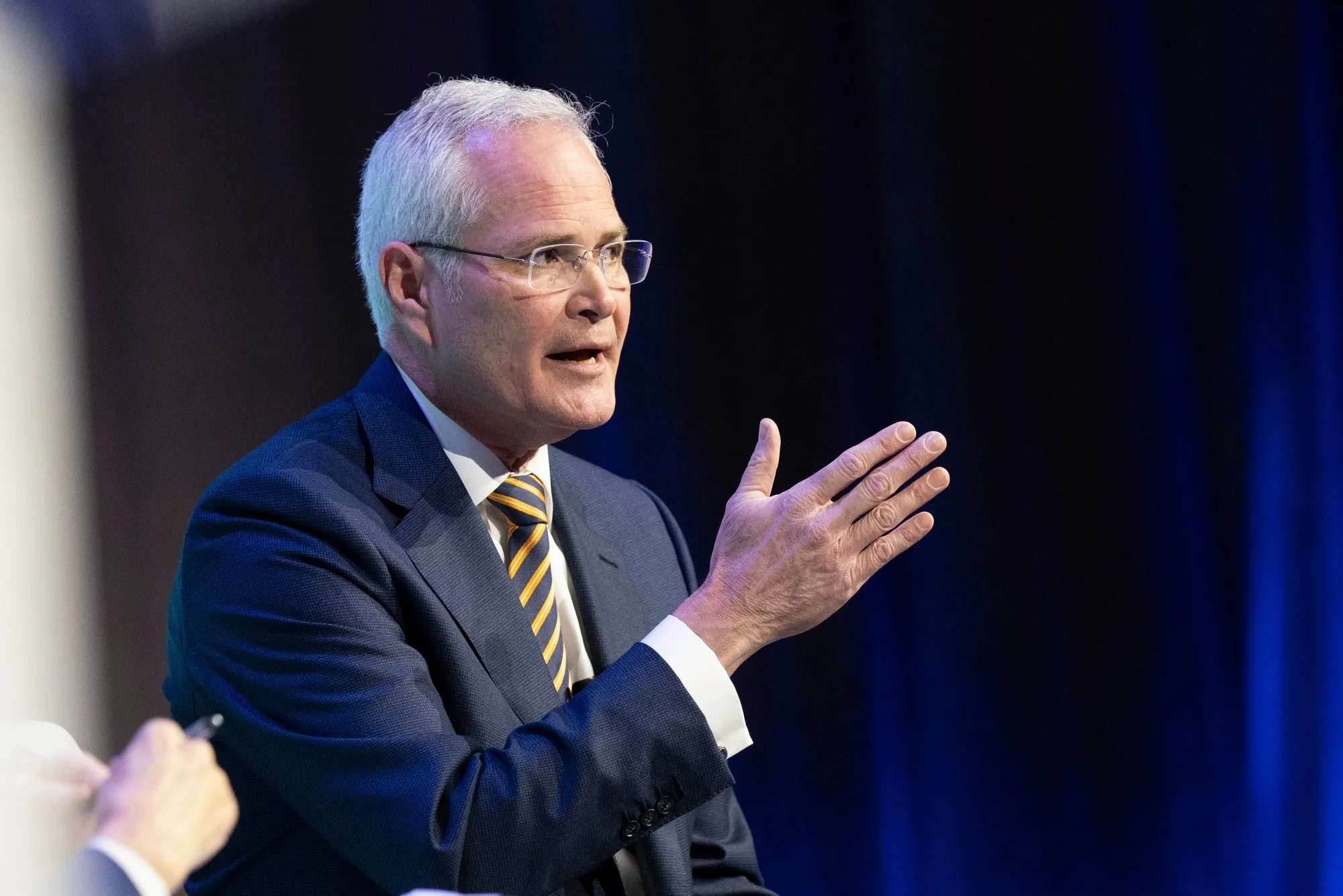 Exxon’s Leaders Get 10% Salary Boost as Stock Nears Record Annual Gain ...