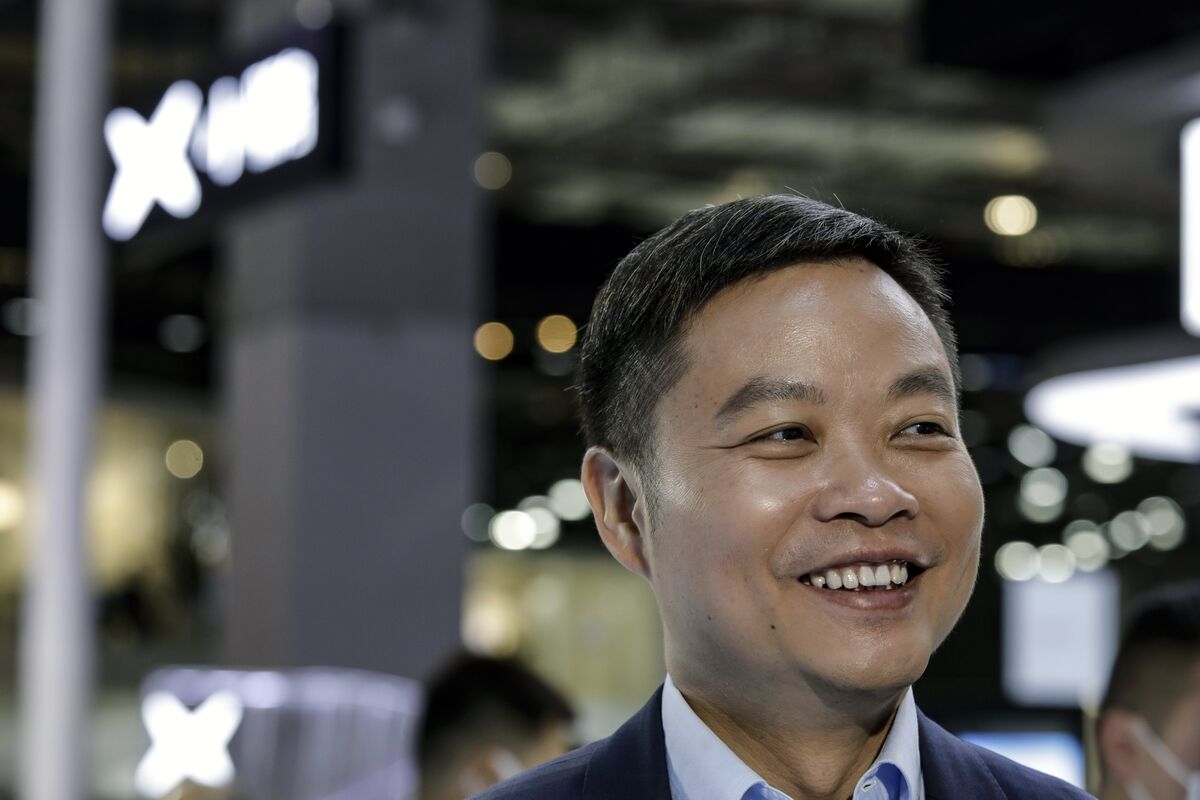 XPeng Founder Lifts Stake With $30 Million Purchase After Plunge ...