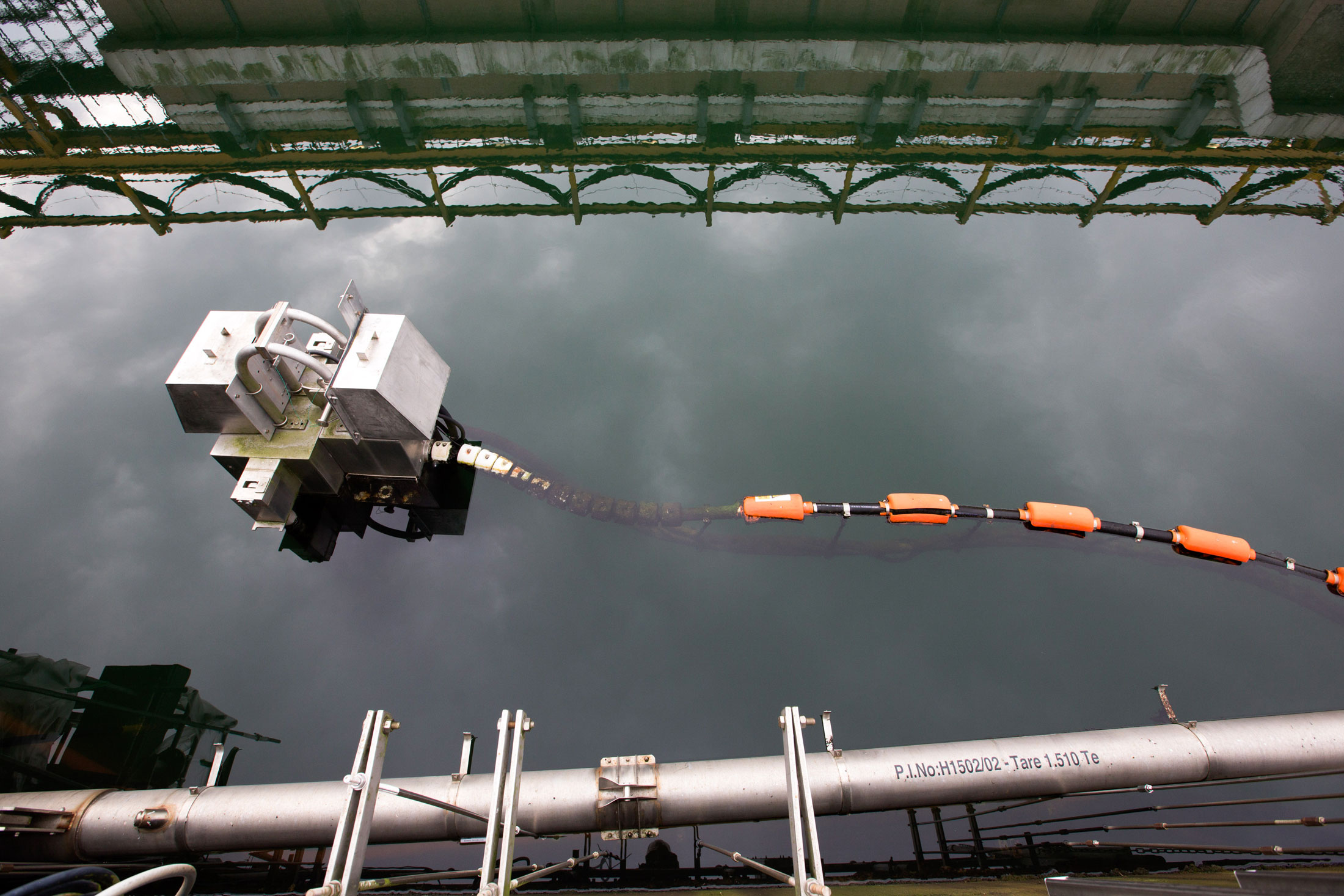 Robots Job : Cleaning Nuclear Waste - https://debuglies.com