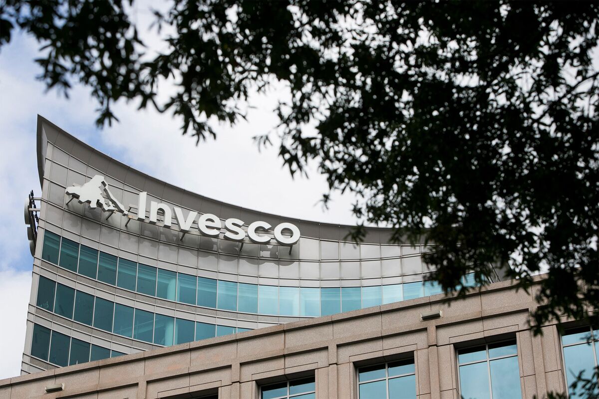 Invesco, Bain Face Off in Robertshaw Bankruptcy Battle (IVZ) - Bloomberg