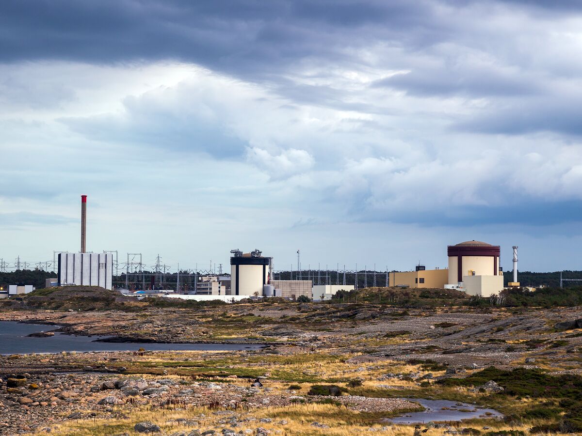 Energy Price Rout Claims New Victim as Swedish Reactor Shuts - Bloomberg