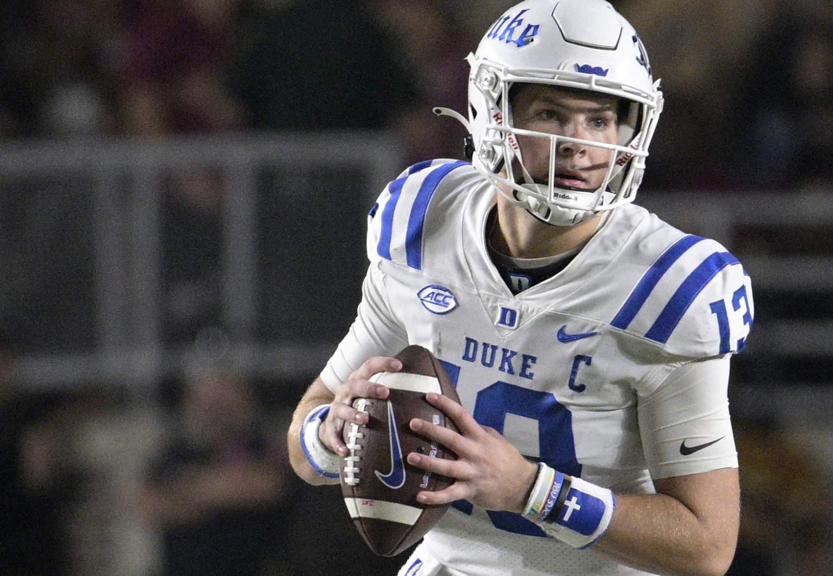 Former Duke QB Leonard transfers to Notre Dame; Ex-Miami QB Van Dyke ...