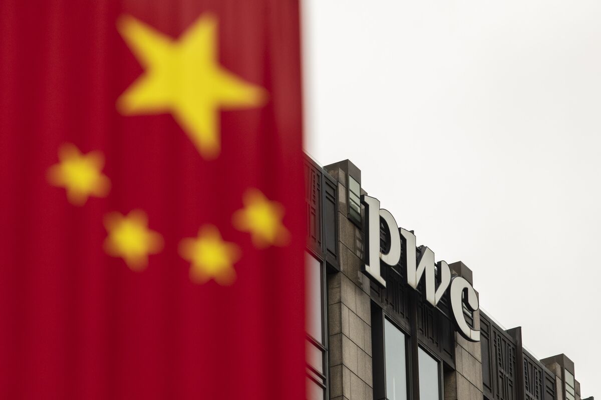 PwC Troubles in China Deepen With Exit of Hong Kong Partners - Bloomberg