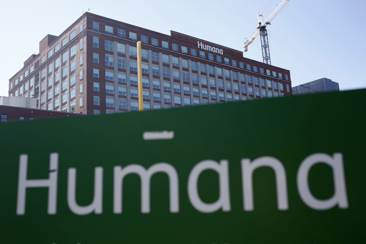 (HUM) Humana Share Price Plunges as Annual Forecast Misses, 2025 View ...