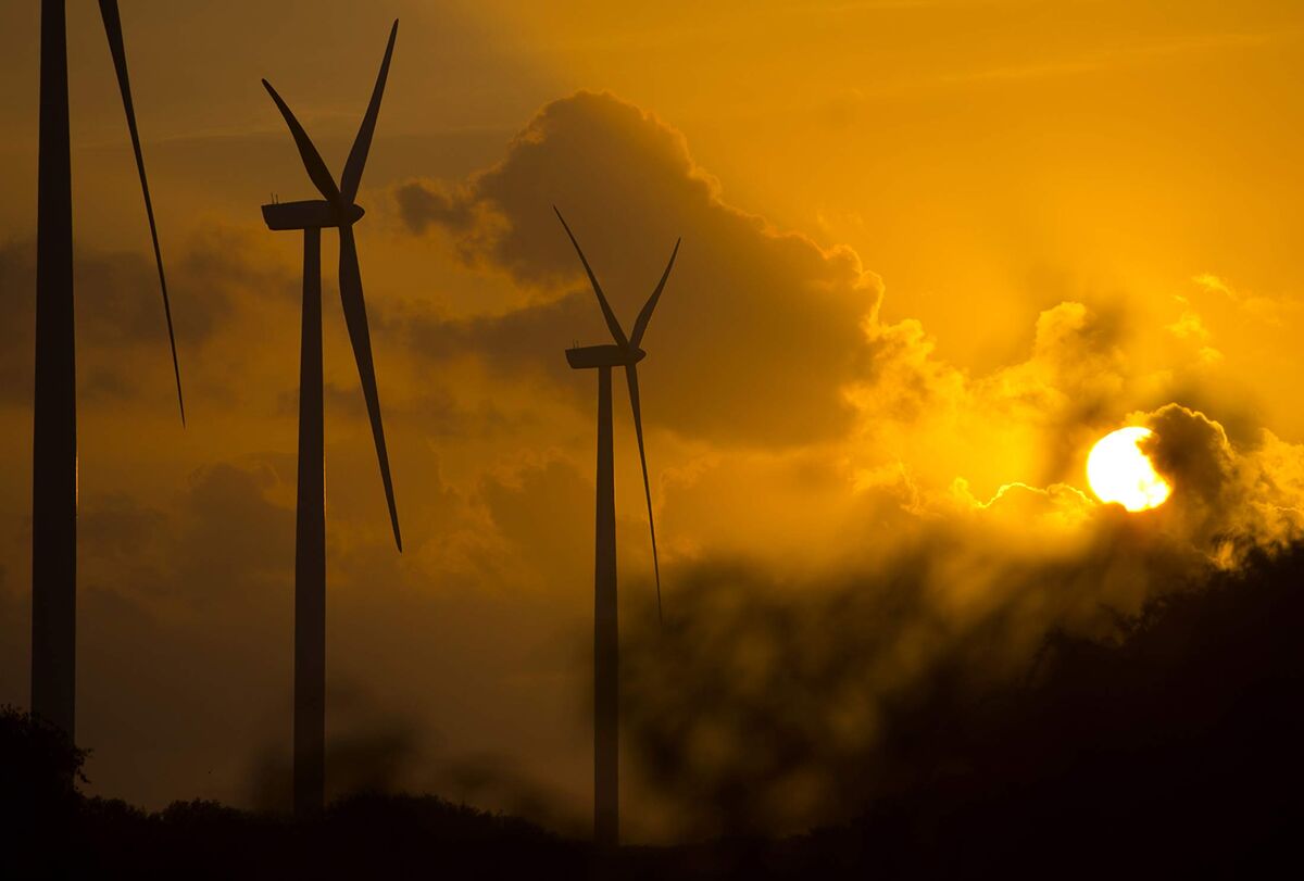 Exxon Is Said to Seek Wind, Solar Power Delivery in Texas - Bloomberg