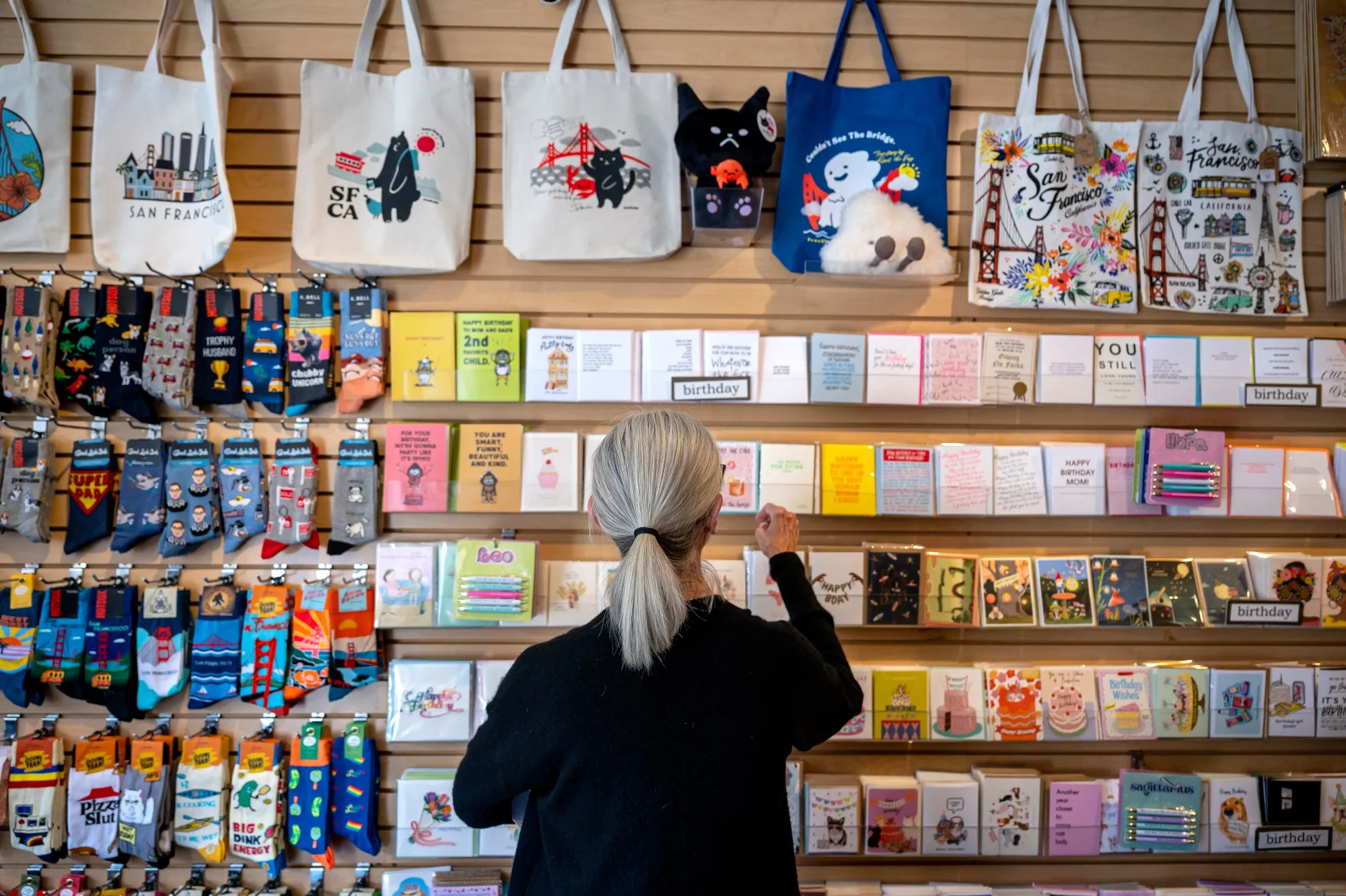 US Retail Sales Jumped in May Despite High Gasoline Costs - Bloomberg