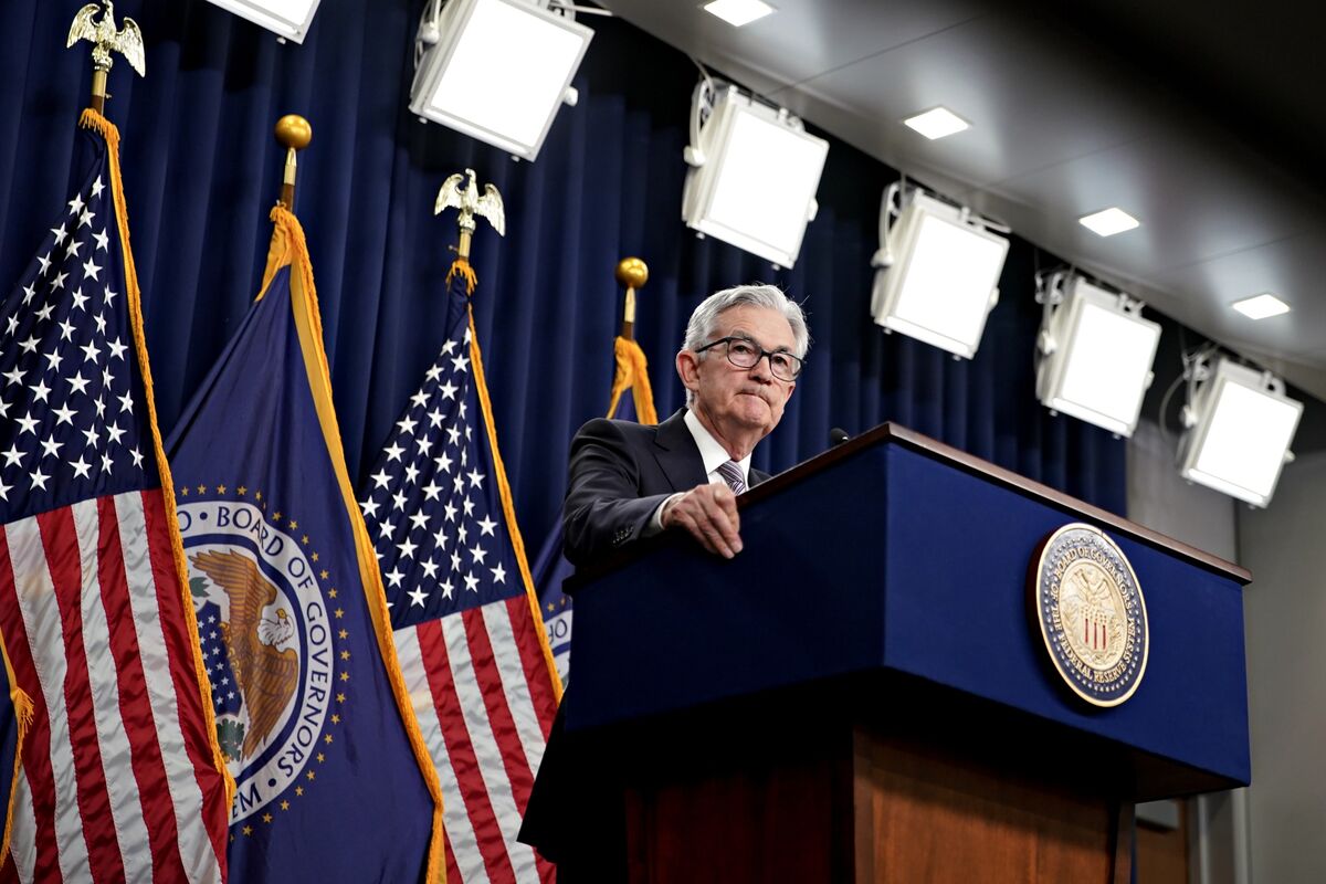 Fed Interest Rate Debate Changing as Inflation Pressures Cool - Bloomberg