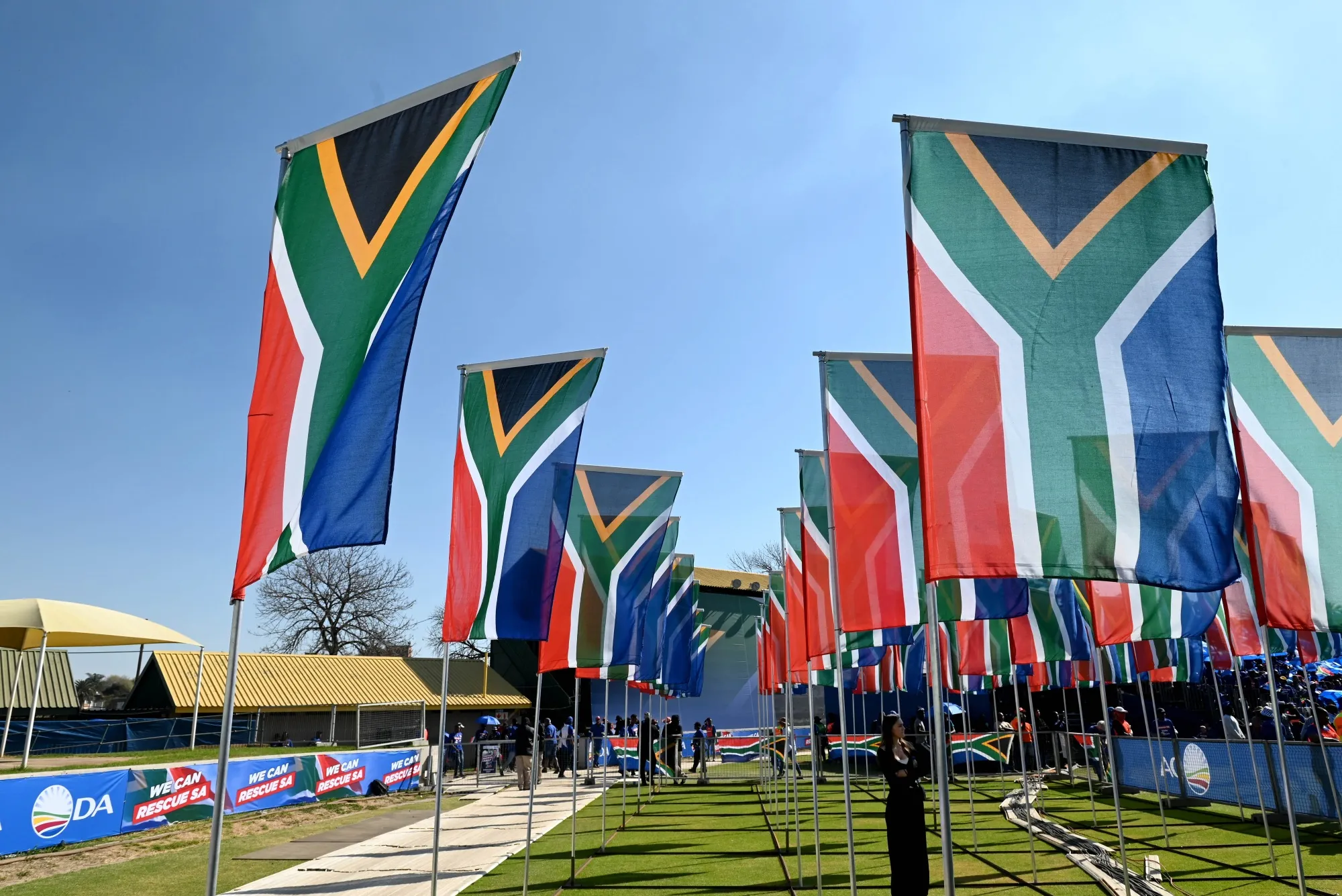 South Africa’s DA Declares Coalition Dispute Over New Laws - Bloomberg