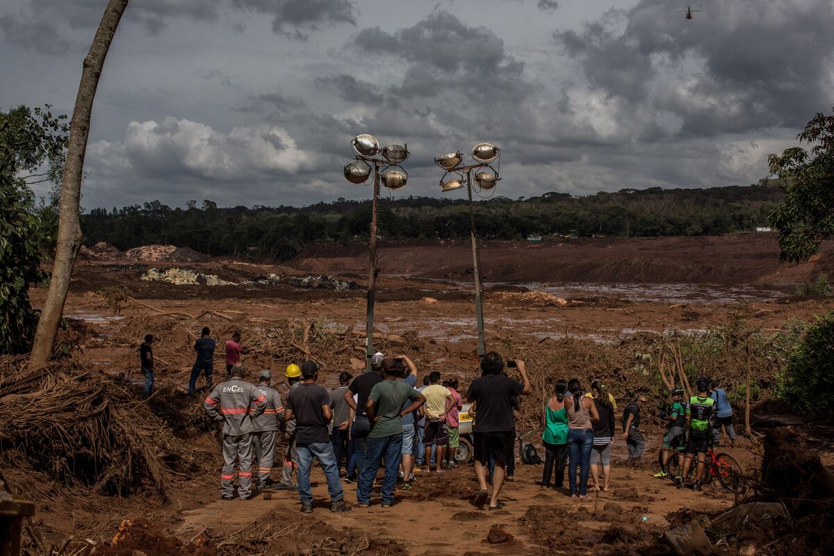 Vale Dam Break Buries Brumadinho, Dozens Dead Hundreds Missing - Bloomberg