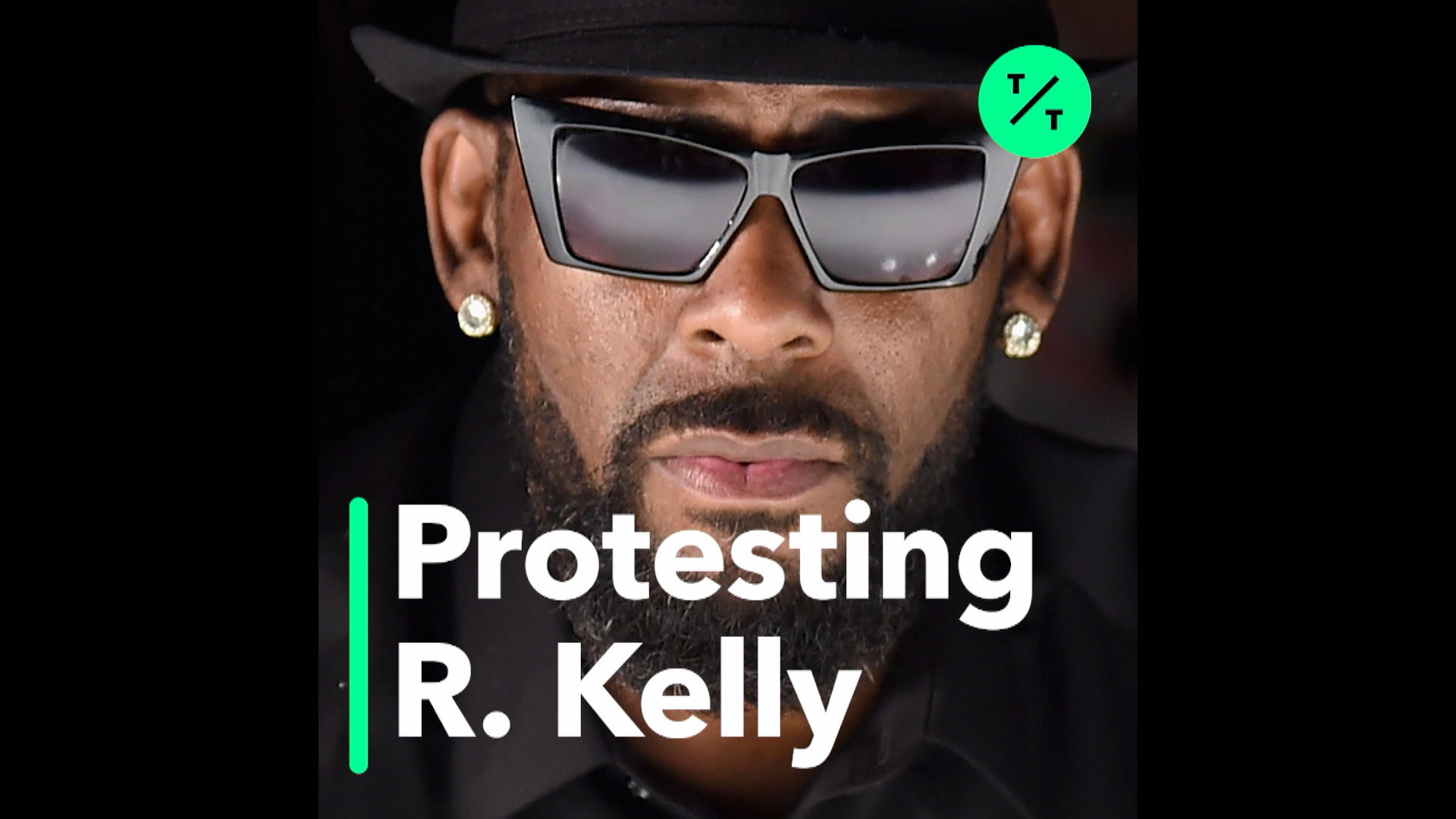 Watch Protest Against Singer R. Kelly - Bloomberg