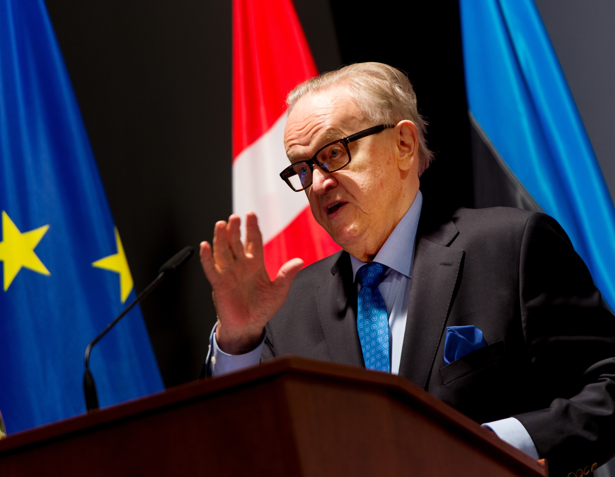 Martti Ahtisaari, Finnish Leader and Nobel Laureate, Dies at 86 - Bloomberg