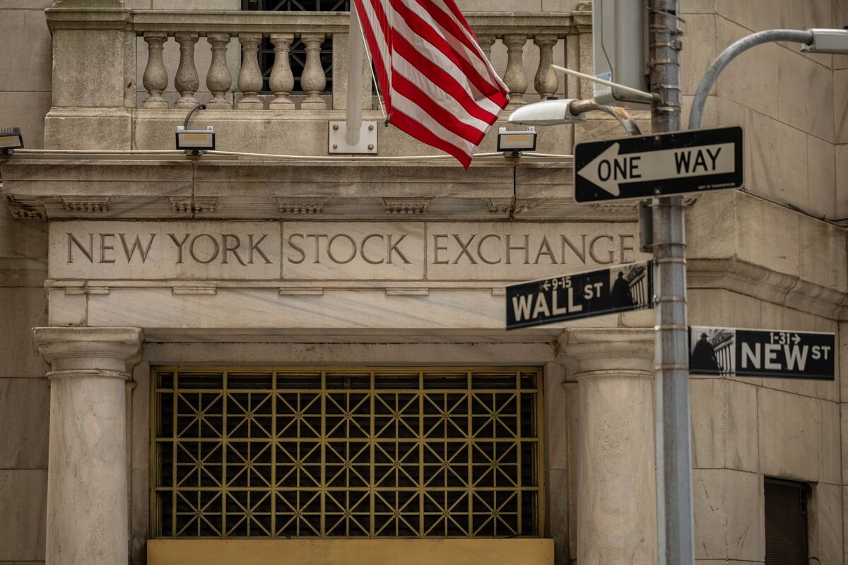 Wall Street Banks Head for Worst Year on FX, Rates Trading Since Covid ...