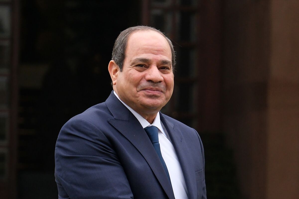 Egypt’s Sisi Begins Third Term Buoyed by $50 Billion Bailout - Bloomberg