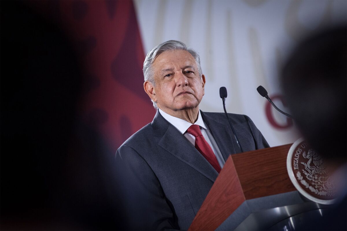 AMLO Defends Billionaire as Ties Spur Doubts on Anti-Graft Vow - Bloomberg